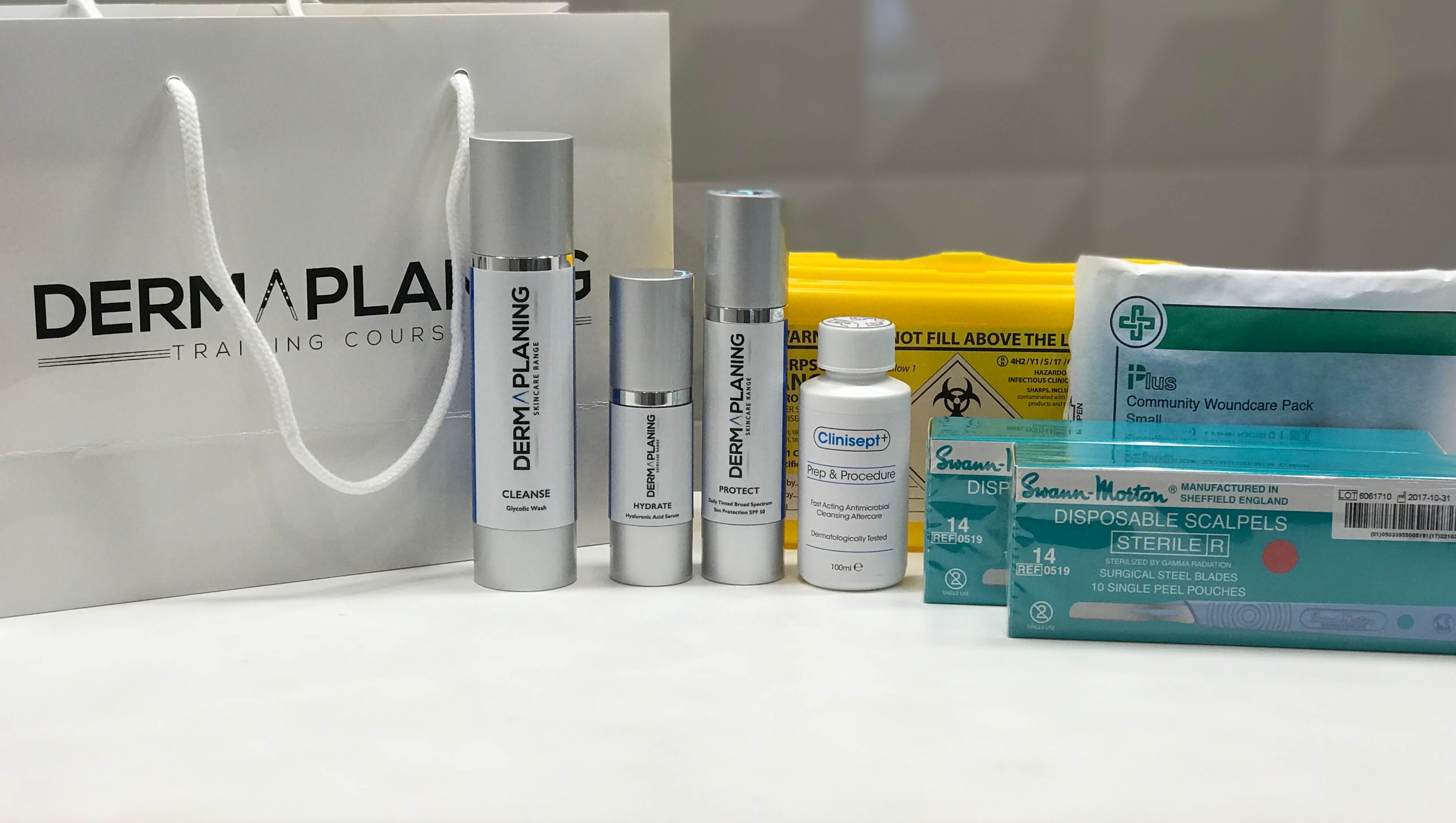 Dermaplaning Training Courses - FREE STARTER KIT PROVIDED